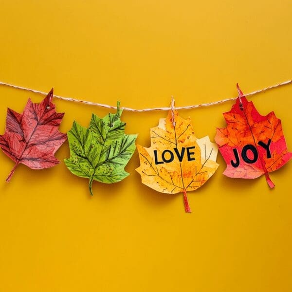 6 Fun Fall Leaves Banner Ideas: DIY Decor For Autumn