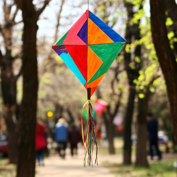 Make An Exciting Kite Craft In 6 Fun Steps