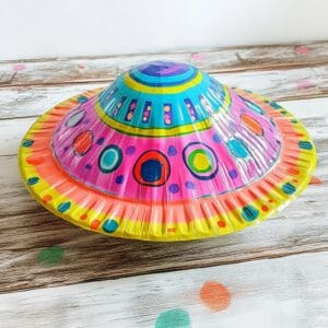 Alien Spaceship Craft: 7 Easy Projects For Kids To Create
